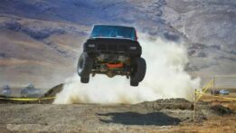 The Art of Driving Off-roads: 3 Safe Driving Tips