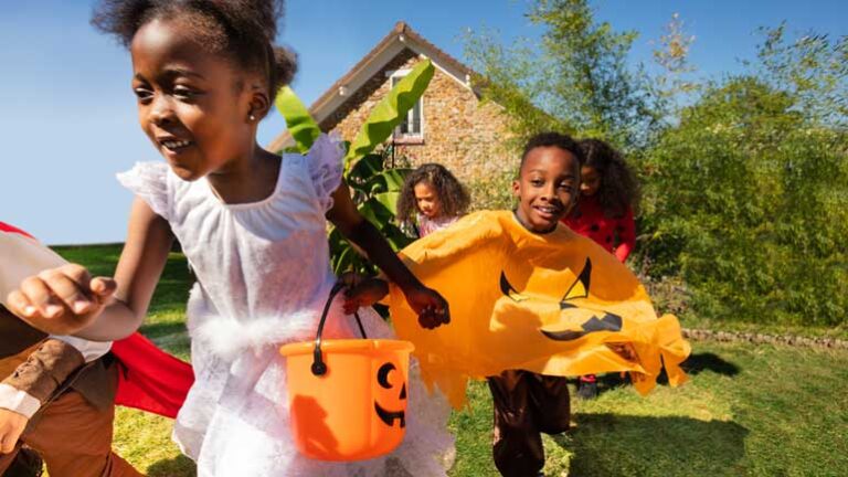 6 Ideas For A Spooky Summer Party | Halloween Theme