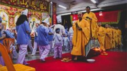How Do Different Cultures Deal With Grief - Funeral Traditions